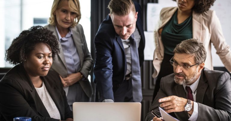 6 Ways To Drive Employee Performance & Motivation | David Burkus