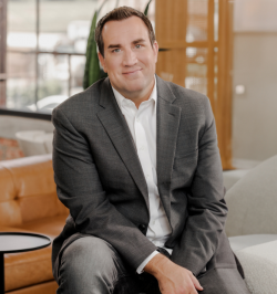 David Burkus - Bestselling Author & Keynote Speaker